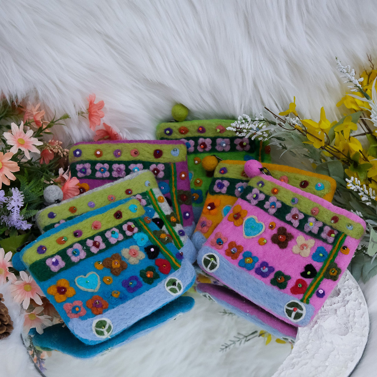 Felt Accessories – karmanepalcrafts