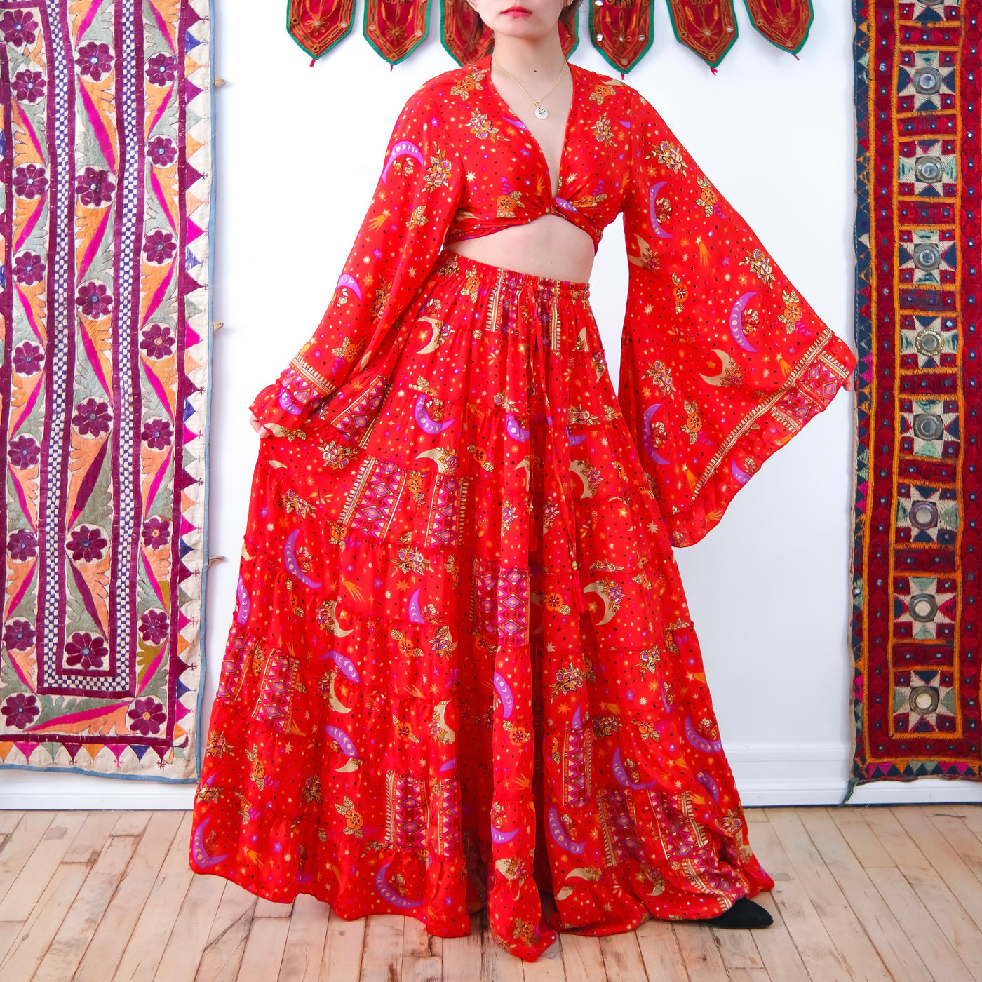 Stevie Inspired Flowy Tiered Skirt With Ruffle Top – karmanepalcrafts